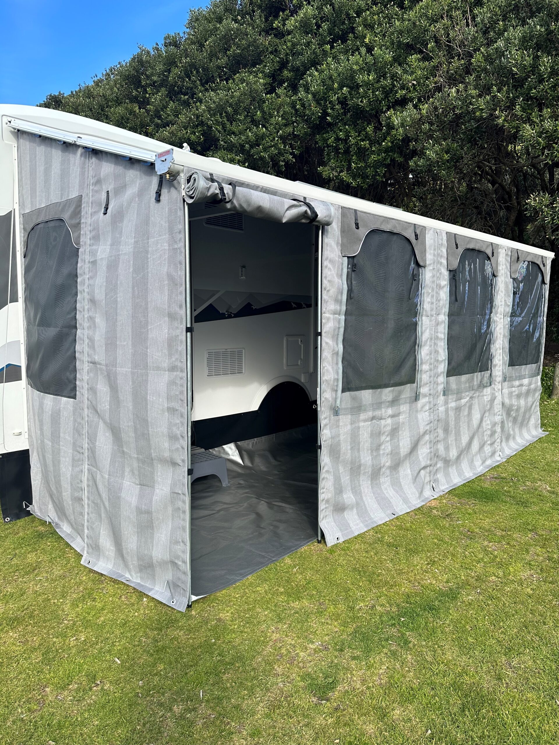 Full Enclosures - Cvana